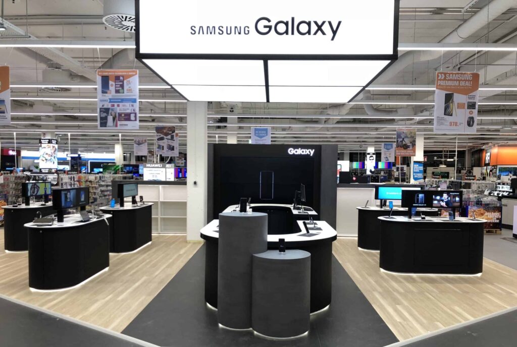 Saturn Donauzentrum | Digital Signage von EuroPos